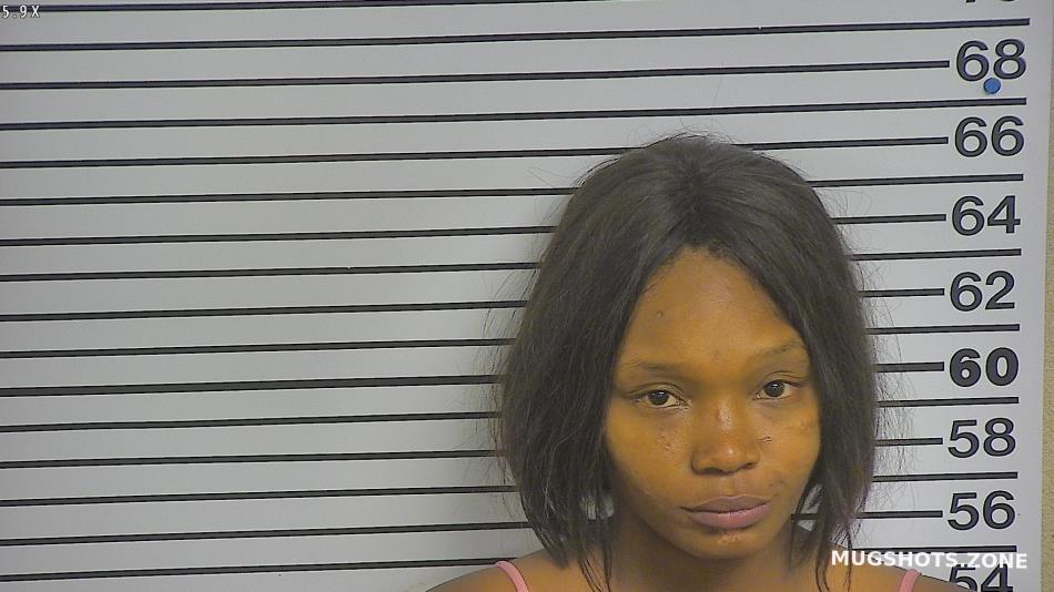 TATE DAI JA MONIQUE 05/19/2022 - Forrest County Mugshots Zone