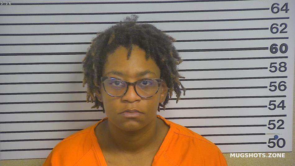 BUTLER TIFFANY CHEVON 12/02/2022 - Forrest County Mugshots Zone