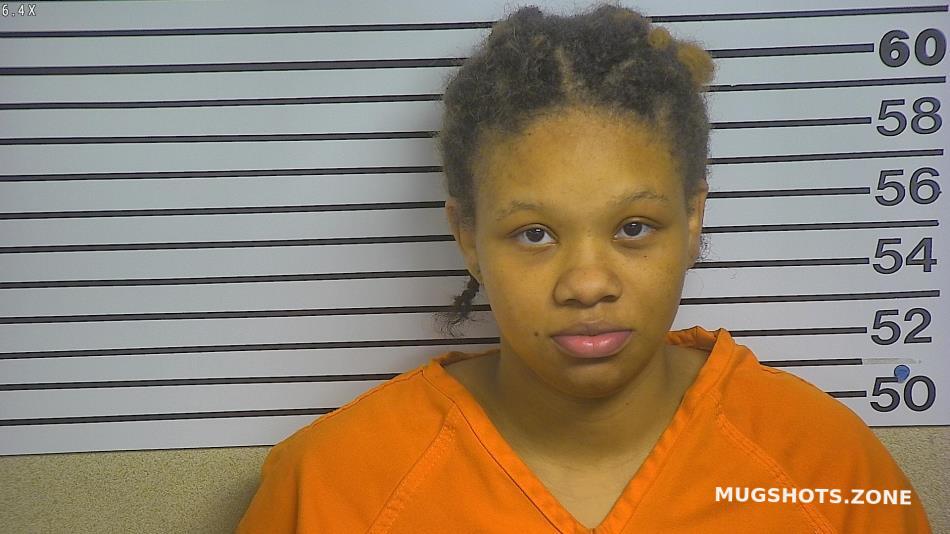 WILLIAMS DAJAH NICOLE 12/13/2022 - Forrest County Mugshots Zone