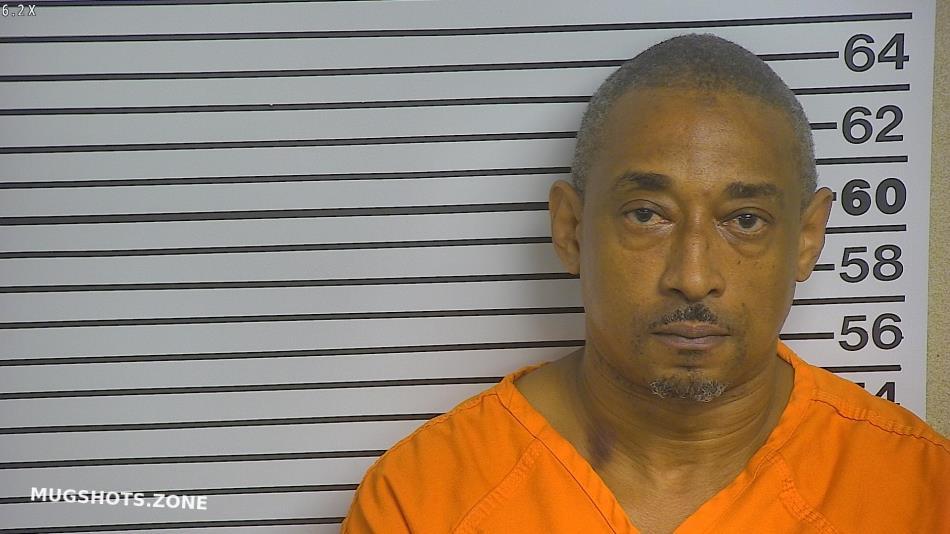 HINTON OTTIS CAMPANELLA 12/28/2022 - Forrest County Mugshots Zone