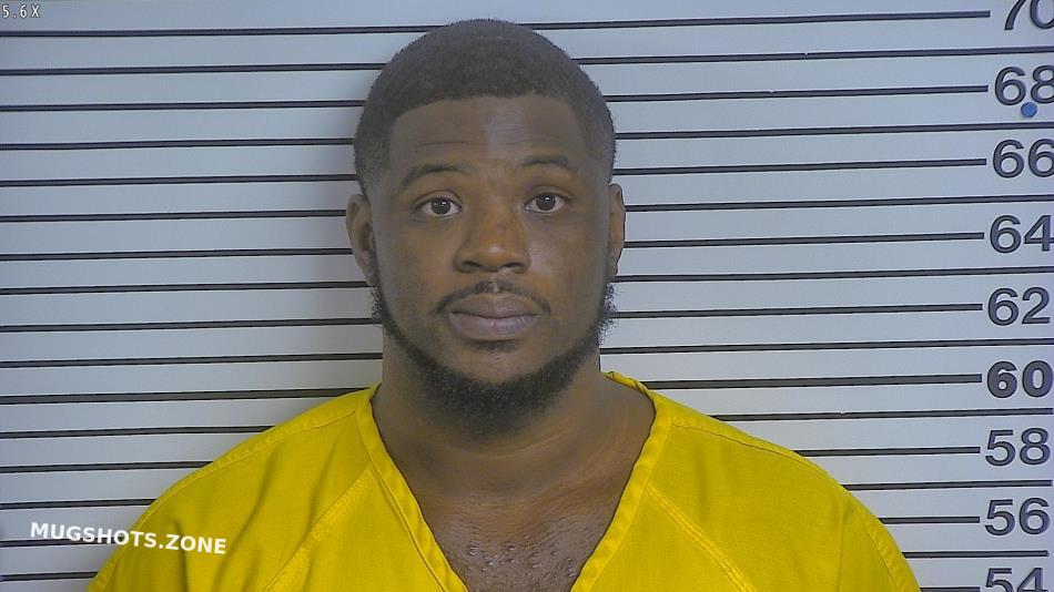 MOORE DEWELL JR 09/16/2023 - Forrest County Mugshots Zone