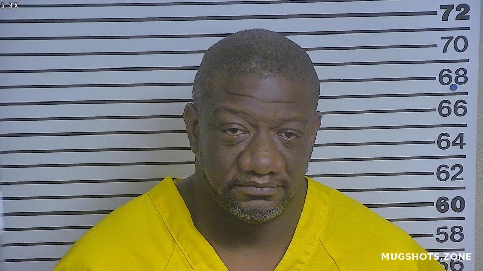 FELTS MARCUS CORTEZ 10/12/2023 - Forrest County Mugshots Zone