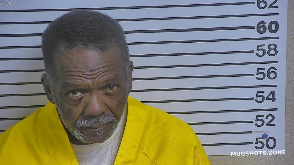 EDWARDS CHARLIE WENDEL 10/19/2023 - Forrest County Mugshots Zone