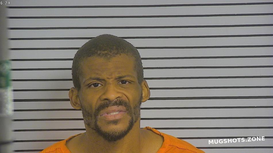 TAYLOR CARLOS SANCHEZ 11/13/2023 - Forrest County Mugshots Zone