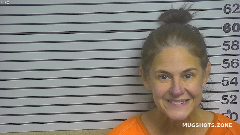 AINSWORTH AMY MOORE 03/08/2025 - Forrest County Mugshots Zone