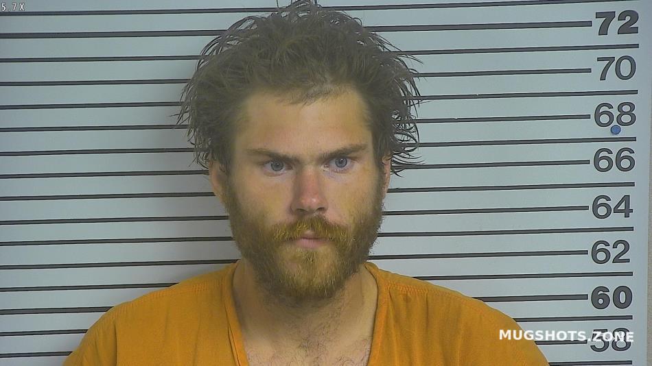 HELTON TRAVIS 04/23/2025 - Forrest County Mugshots Zone