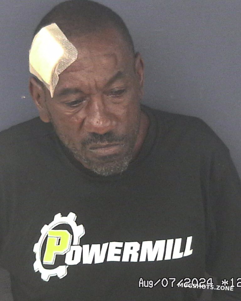 BREEDLOVE CHRISTOPHER 08/06/2024 - Gadsden County Mugshots Zone BREEDLOVE CHRISTOPHER 08/06/2024 - Gadsden County Mugshots Zone