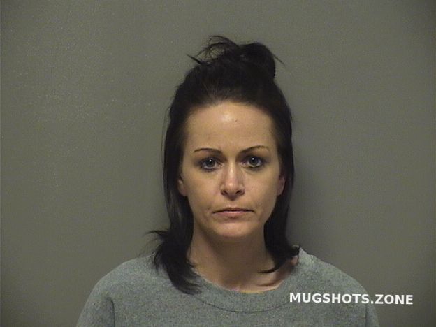 DAVIS DESSIE ROMAINE 02/28/2021 - Garland County Mugshots Zone