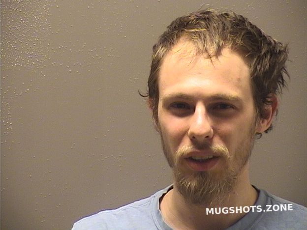 REYES AARON EDMOND 03/26/2023 - Garland County Mugshots Zone