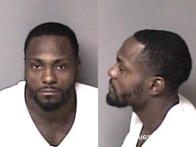 WOODS DEREK DESHAWN 11/30/2021 - Gaston County Mugshots Zone