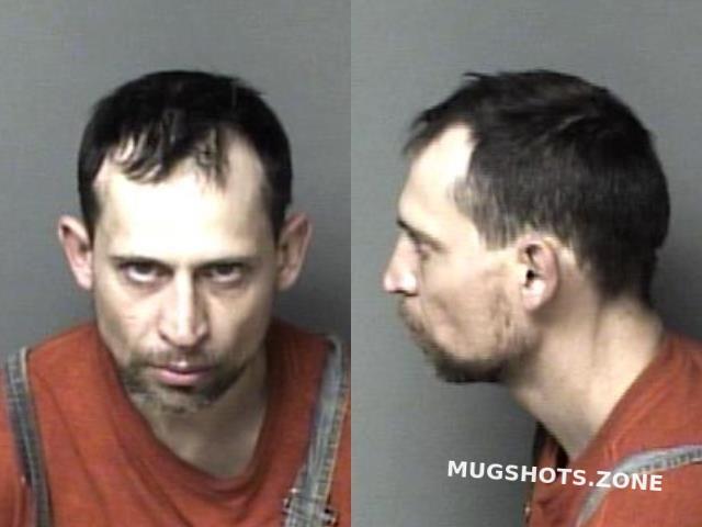 STARNES CHRISTOPHER THOMAS 08/05/2022 - Gaston County Mugshots Zone