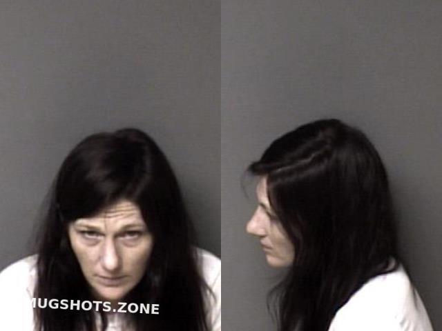 WORTHY BRANDY DANIELLE 08/21/2022 - Gaston County Mugshots Zone