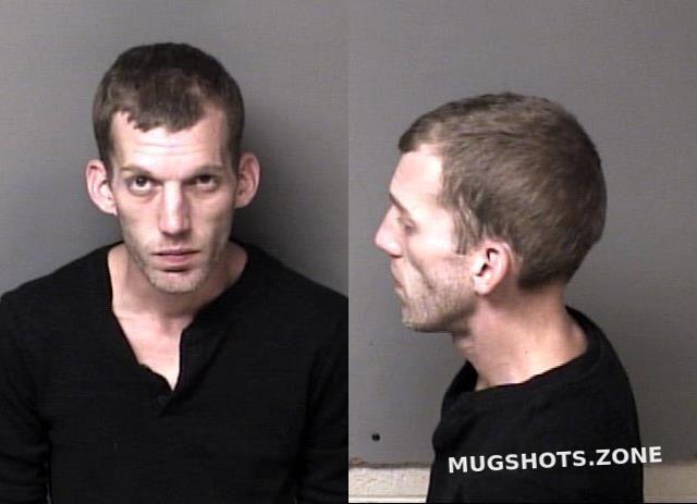 ROBERSON JOSHUA CLYDE 10/21/2022 - Gaston County Mugshots Zone
