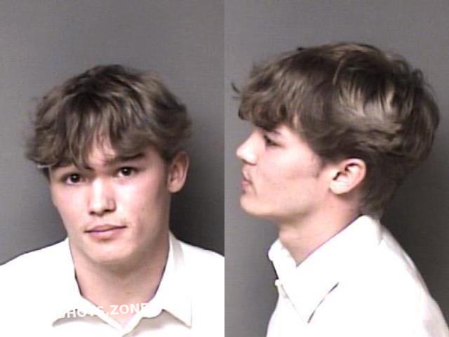 BARRETT JAIDEN WADE 11/10/2022 - Gaston County Mugshots Zone