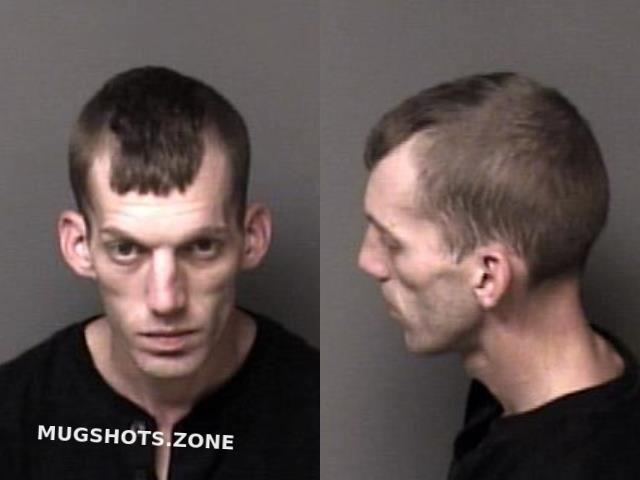 ROBERSON JOSHUA CLYDE 11/18/2022 - Gaston County Mugshots Zone