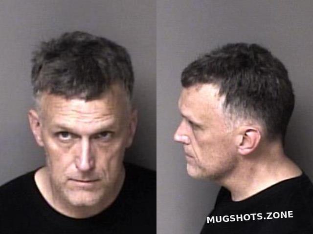 DAVIS ROBERT SCOTT 04/05/2023 - Gaston County Mugshots Zone