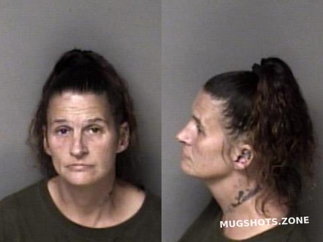 SMITH TRACEY BROOKS 09/29/2023 - Gaston County Mugshots Zone