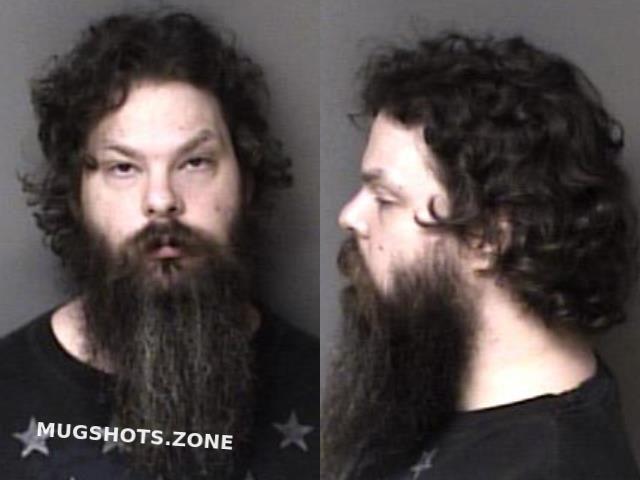LYNCH CHRISTOPHER LOGAN 11/17/2023 - Gaston County Mugshots Zone