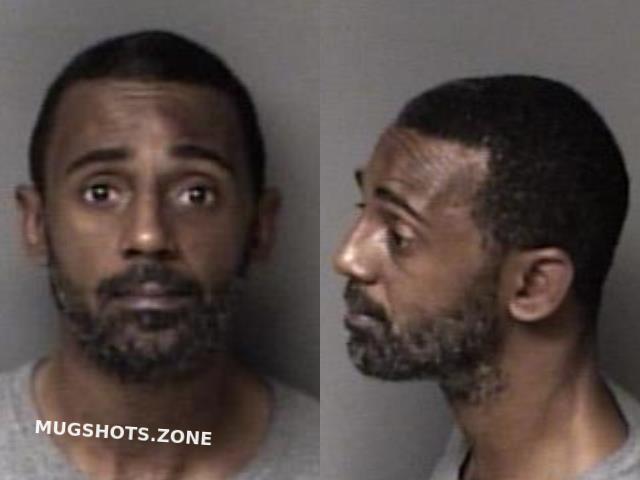 ROZZELLE JARRETT MATTHEW 12/06/2023 - Gaston County Mugshots Zone