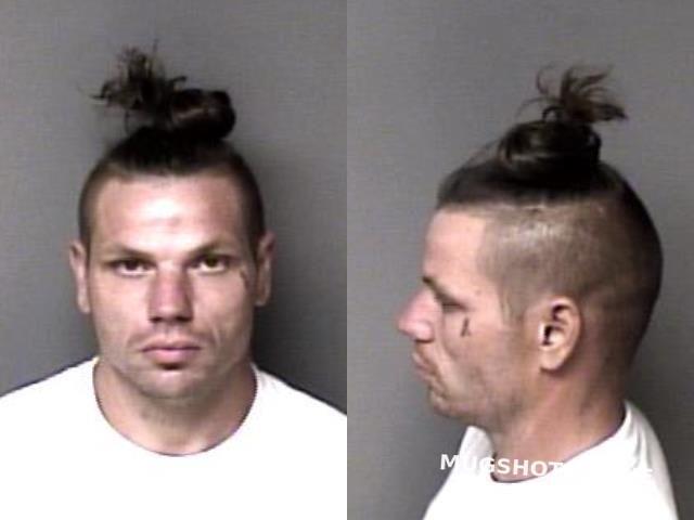 HUNSUCKER DUSTIN KEITH 06/01/2025 - Gaston County Mugshots Zone