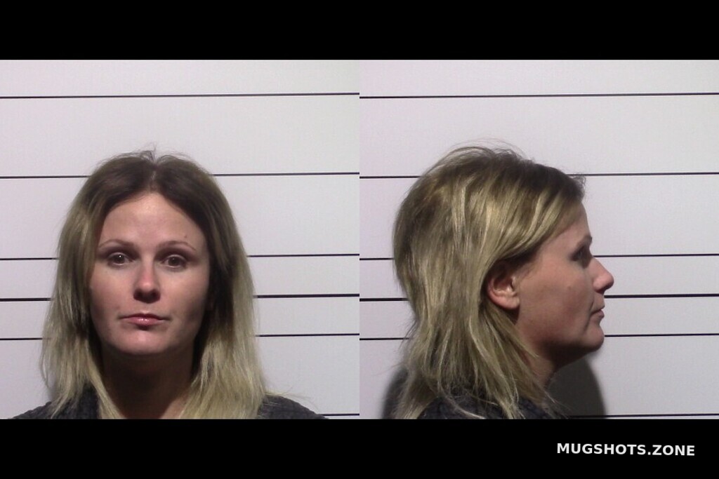 HINDS LETHA RENEE 09/17/2025 - Gillespie County Mugshots Zone