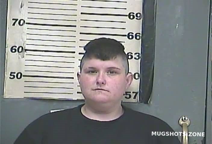 LUSK HOLLIE KATHLEEN 06/03/2021 - Greenup County Mugshots Zone