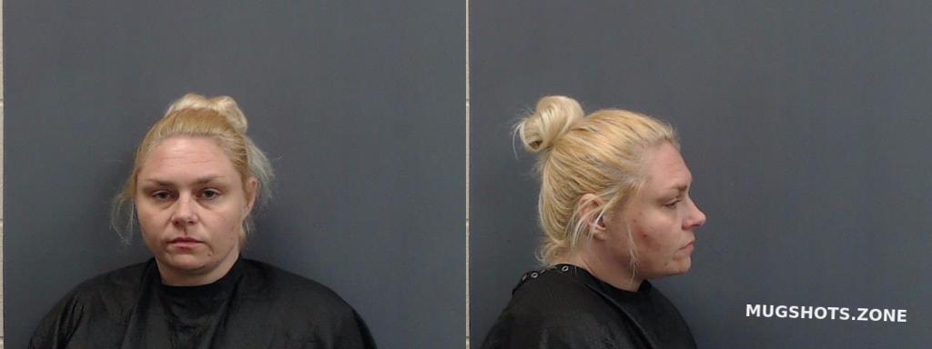 DAVIS CASSIE JO 05/03/2024 - Gregg County Mugshots Zone