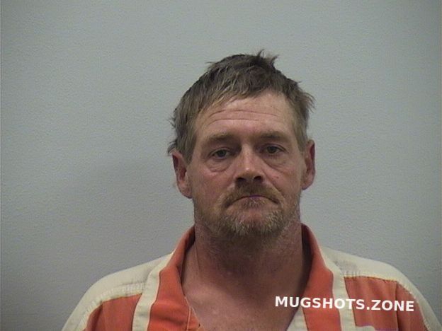 ROBERTS BRANDON J 11/16/2023 - Guernsey County Mugshots Zone