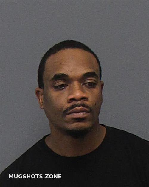 MCCRAY ADAM 11/29/2021 - Guilford County Mugshots Zone