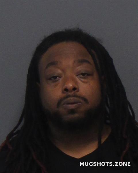 DAVIS MAURICE LASHANE 04/25/2022 - Guilford County Mugshots Zone