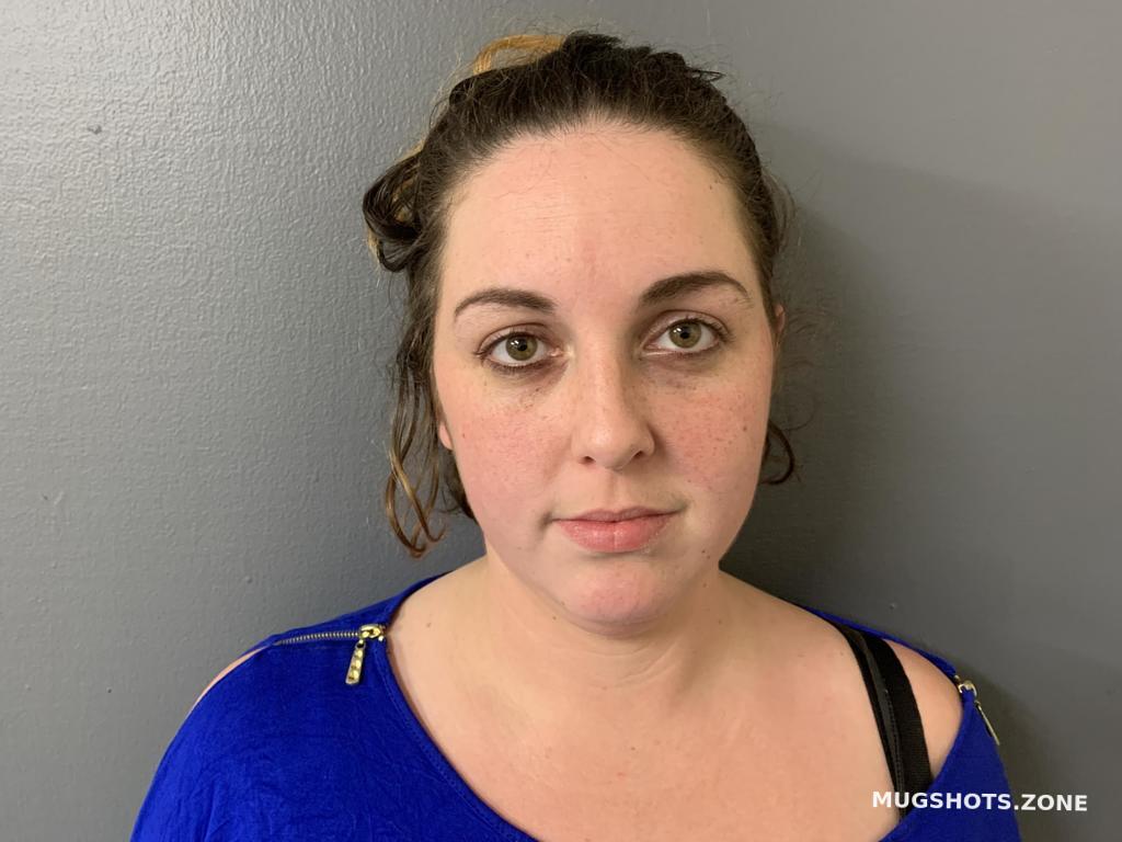 STRANDBERG AMANDA LORRAINE 05/30/2022 - Hardee County Mugshots Zone