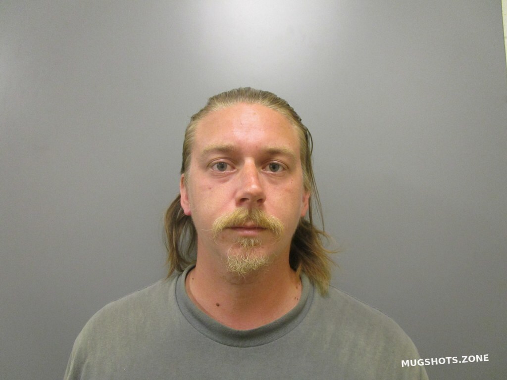 MOSS JONATHAN DEVAN 04/11/2023 - Harris County Mugshots Zone