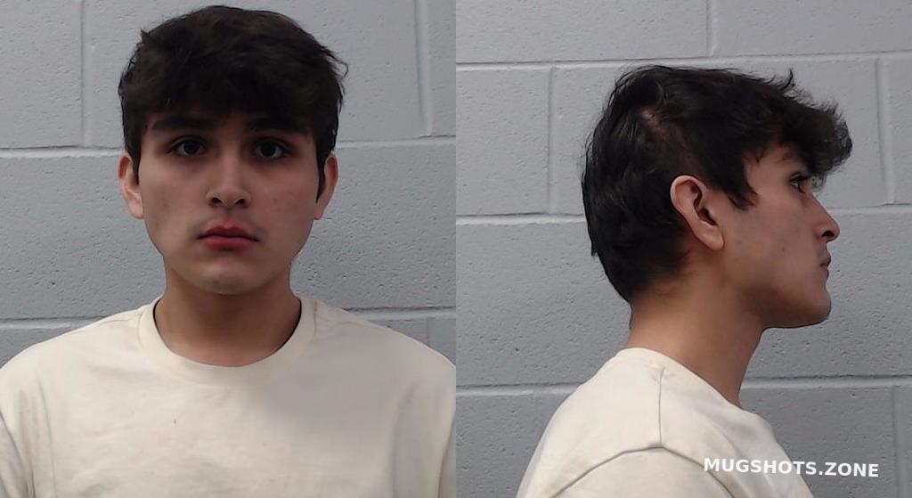 DUARTE CHAVEZ DYLAN ALEXANDER 02/27/2022 - Hays County Mugshots Zone