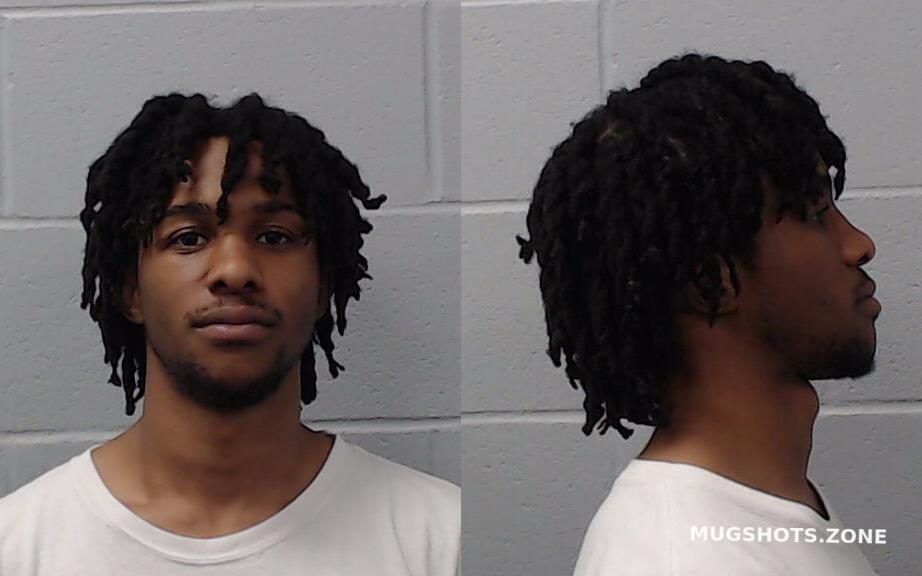 FOXWORTH EMMANUEL JONATHAN 11/14/2025 - Hays County Mugshots Zone