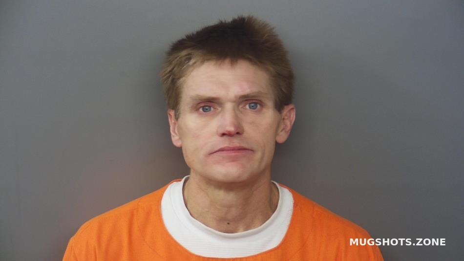 BROWN DAVID MICHAEL 02/04/2022 - Hendricks County Mugshots Zone