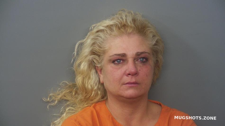 SCHOWALTER ANGELA DAWN 03/21/2022 - Hendricks County Mugshots Zone