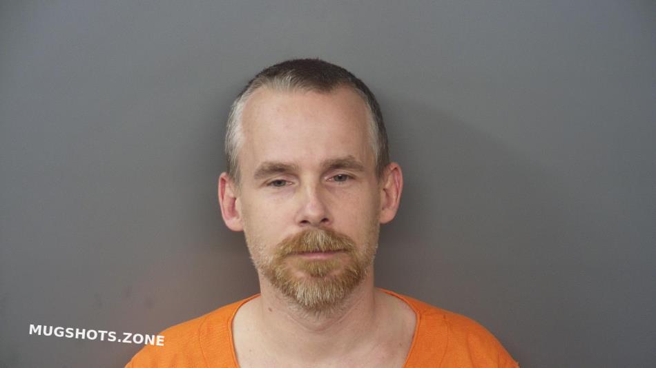 DUSTIN JOSEPH ALAN 11/01/2022 - Hendricks County Mugshots Zone