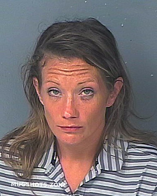 HARRIS KIMBERLY RUTH 10/02/2022 - Hernando County Mugshots Zone