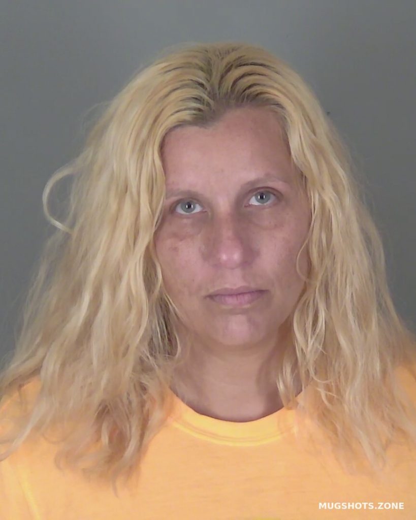 HATCHETT AMBER MARJORIE MAY 05/17/2025 - Highlands County Mugshots Zone