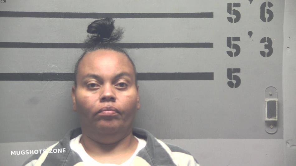 COMBS FELICIA LADENA LOUIS 11/01/2022 - Hopkins County Mugshots Zone