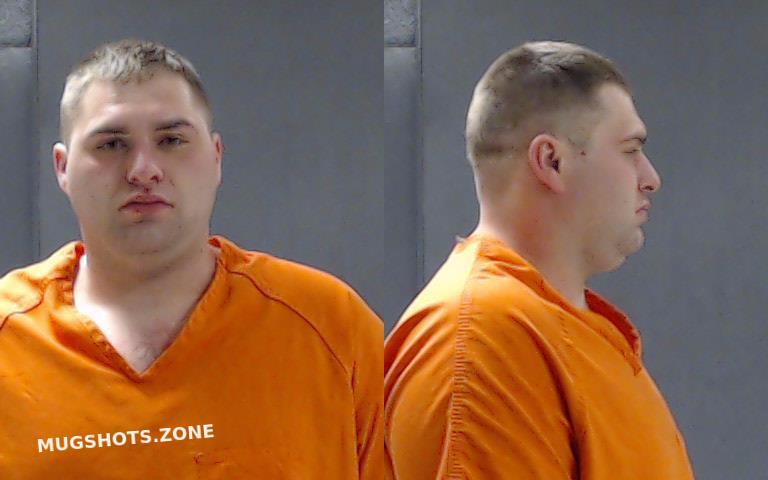 WHITAKER HAYDEN PHILIP 04/03/2022 - Hunt County Mugshots Zone