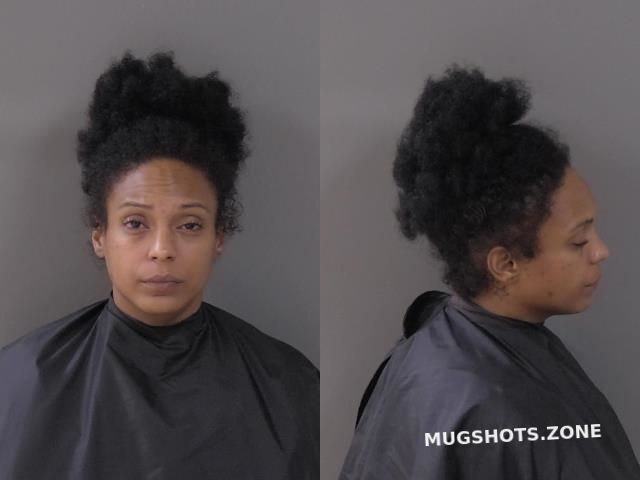 DUNBAR AISHAH TORAH 11/13/2022 - Indian River County Mugshots Zone