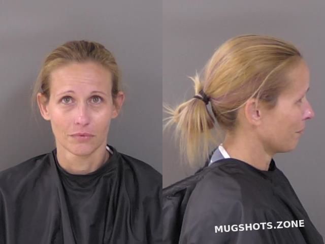 EMLET KARI ELIZABETH 05/14/2024 - Indian River County Mugshots Zone