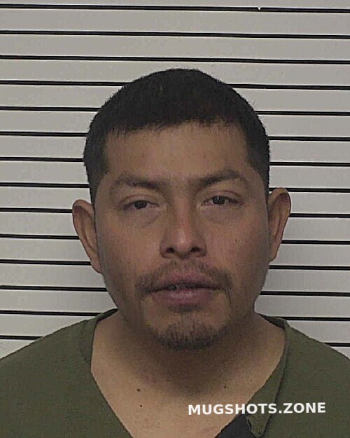 SANCHEZ-ROBLES JUAN MANUEL 12/15/2025 - Iredell County Mugshots Zone