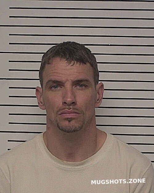 MOUNTS CODY DURAND 12/28/2025 - Iredell County Mugshots Zone