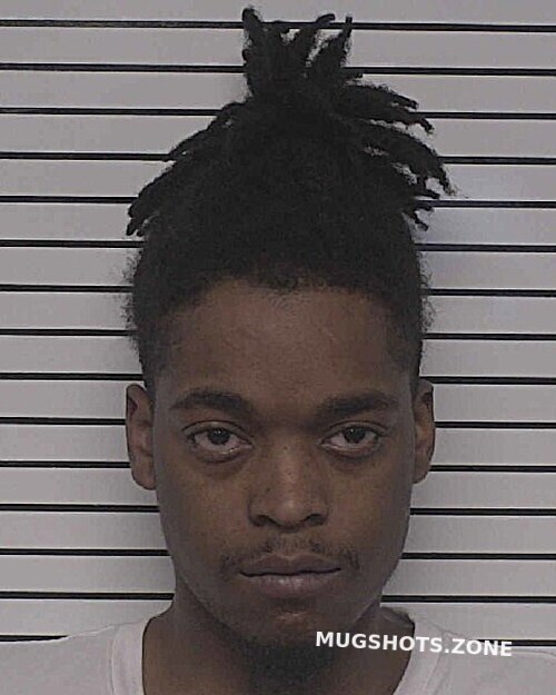 MCCOMBS RAEQUAN DAYSHON 02/05/2026 - Iredell County Mugshots Zone