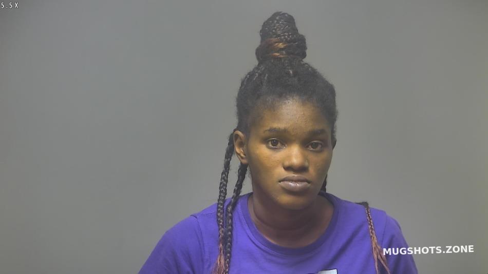 MOORE MONTIKA SHARIE 11/07/2024 - Isabella County Mugshots Zone