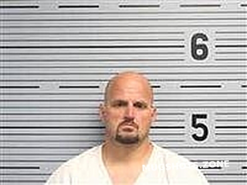 ROBERTS DUSTIN 04/18/2025 - Jackson County Mugshots Zone