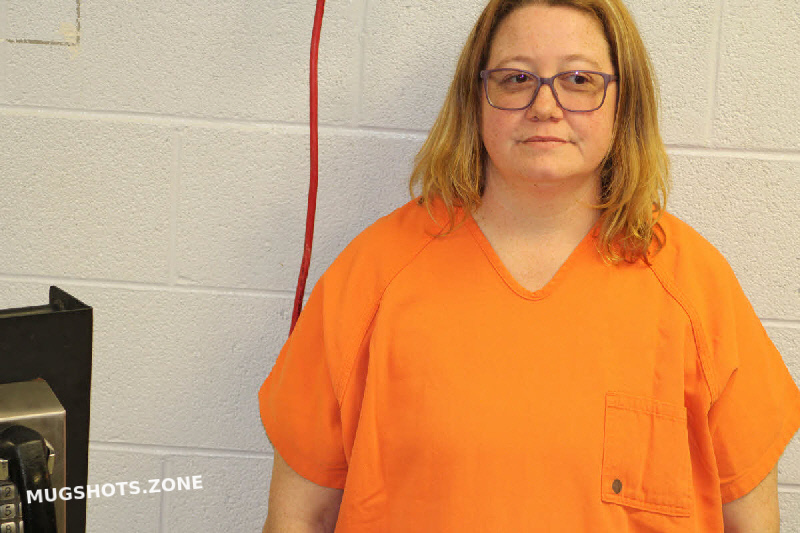 SUTTLES WENDY SUE 01/08/2024 - Jackson County Mugshots Zone