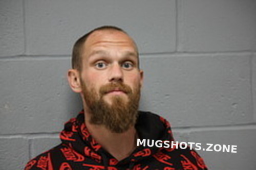 MATTHEW RYAN MCCLAIN 10/16/2022 - Johnson County Mugshots Zone